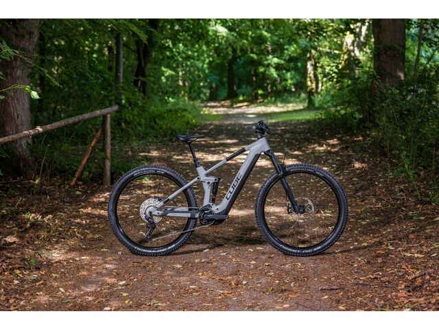 Elektrokolo Cube Stereo Hybrid 140 HPC Pro 750 swampgrey´n´black 2024 | BIKE-LIFE.cz